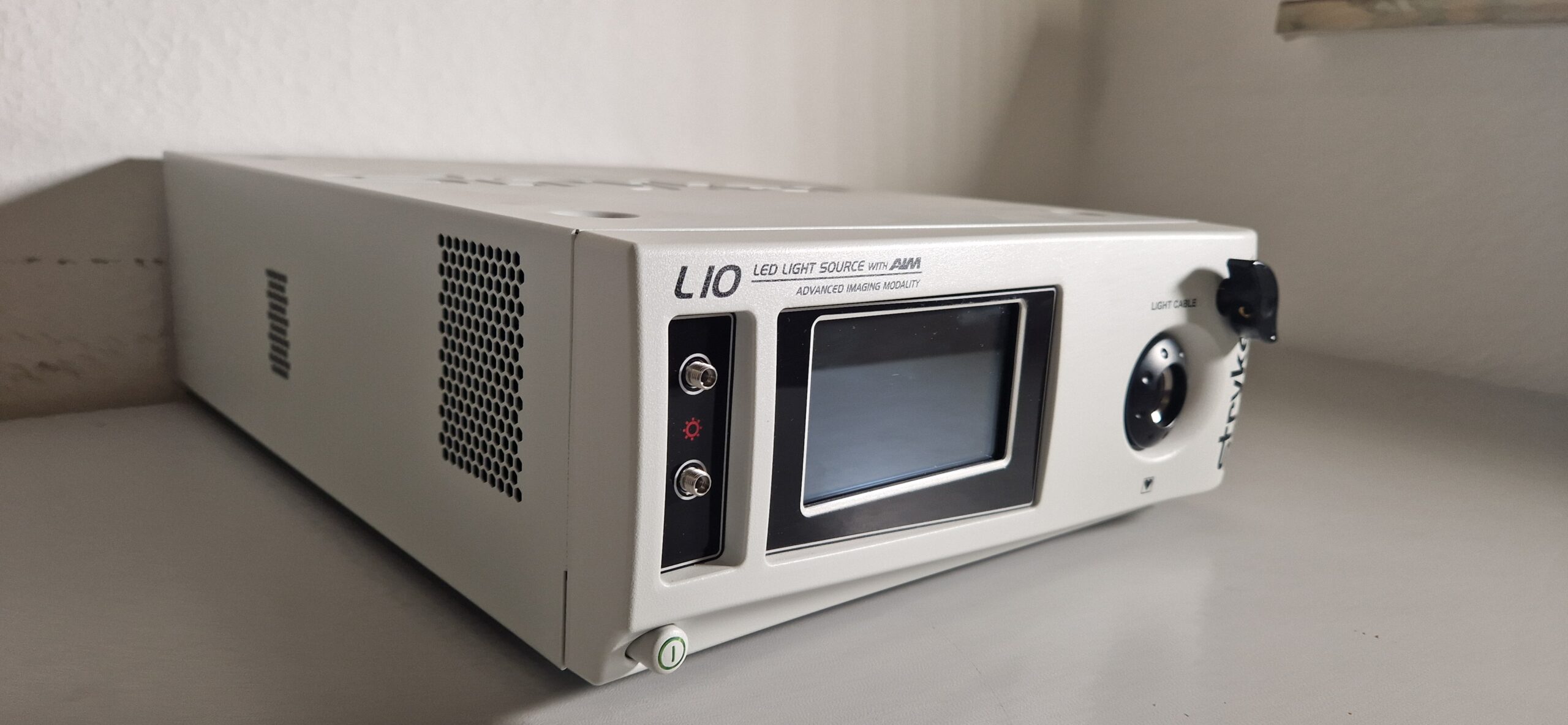 Stryker L10 LED Light Source – AM MEDICAL Germany